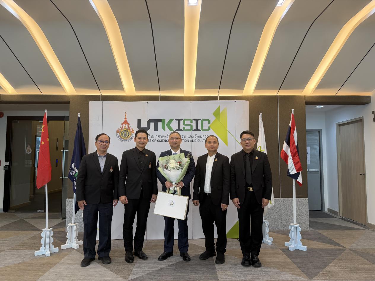 宋来率团访问泰国、越南